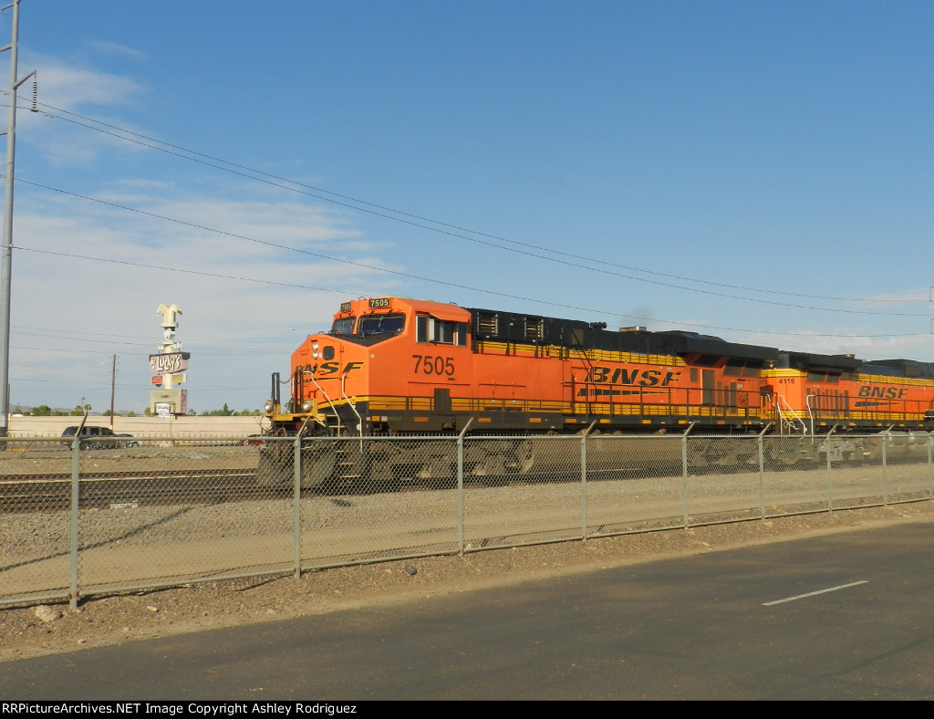BNSF 7505